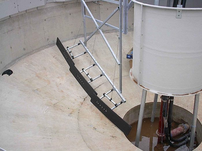 Rotating Bridge Scrapers – Tuke and Bell Ltd