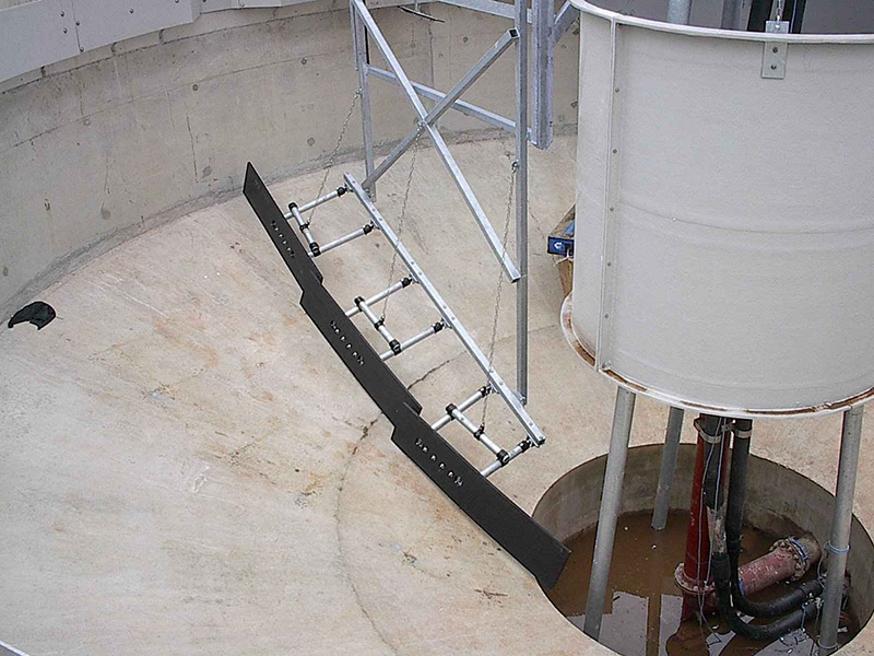 Rotating Bridge Scrapers – Tuke and Bell Ltd